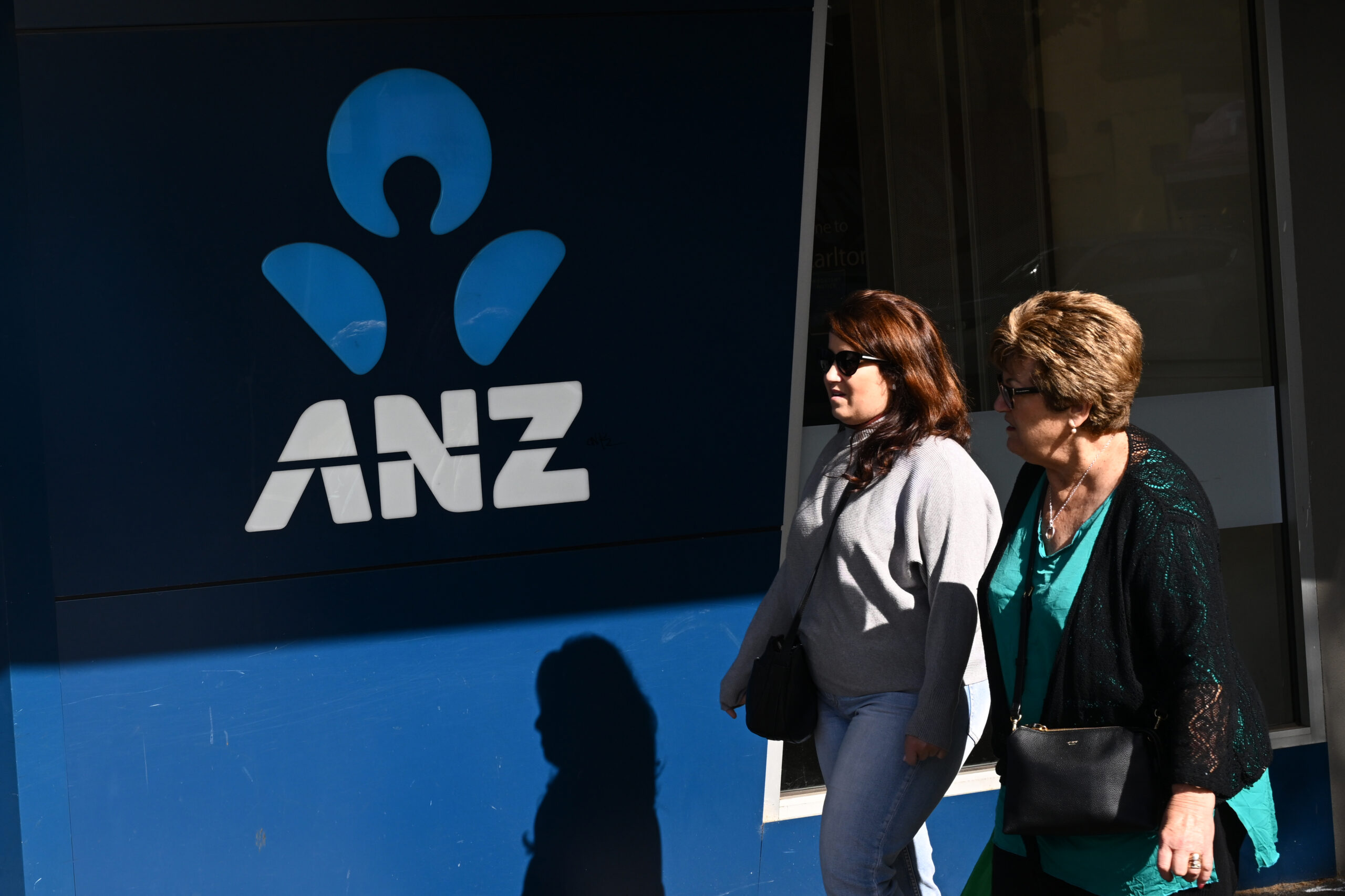 A 'bank in crisis': ANZ cops record fine for misconduct - Australian Conveyancer